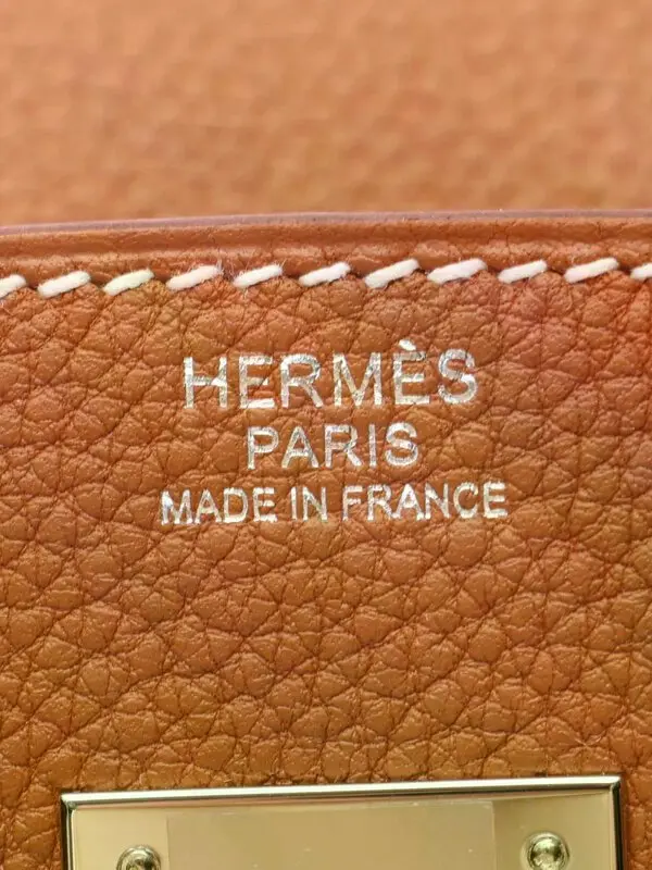Hermès 30 Birkin Handbag - Brown