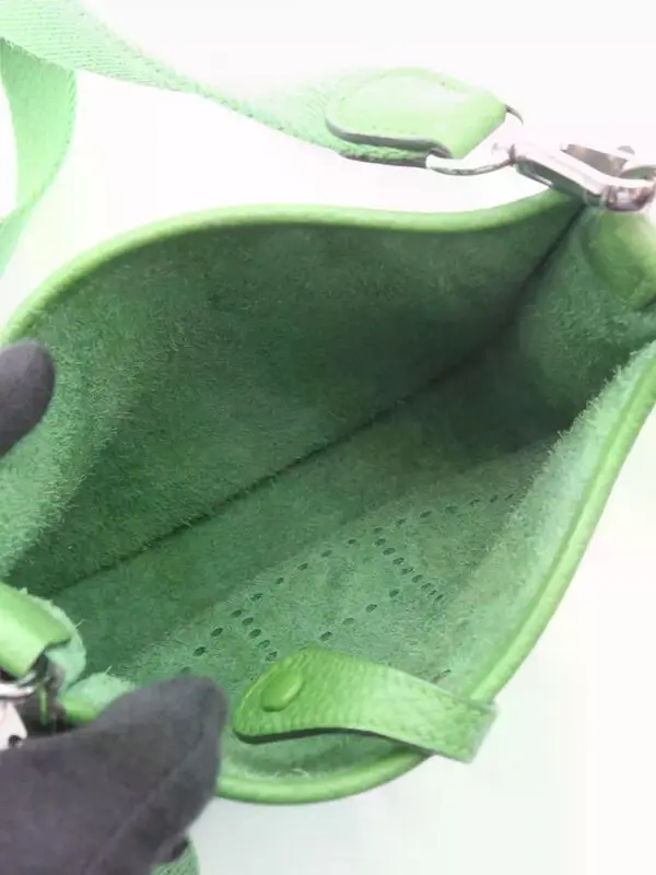 Hermès Evelyne 16 Amazone Crossbody Bag - Green