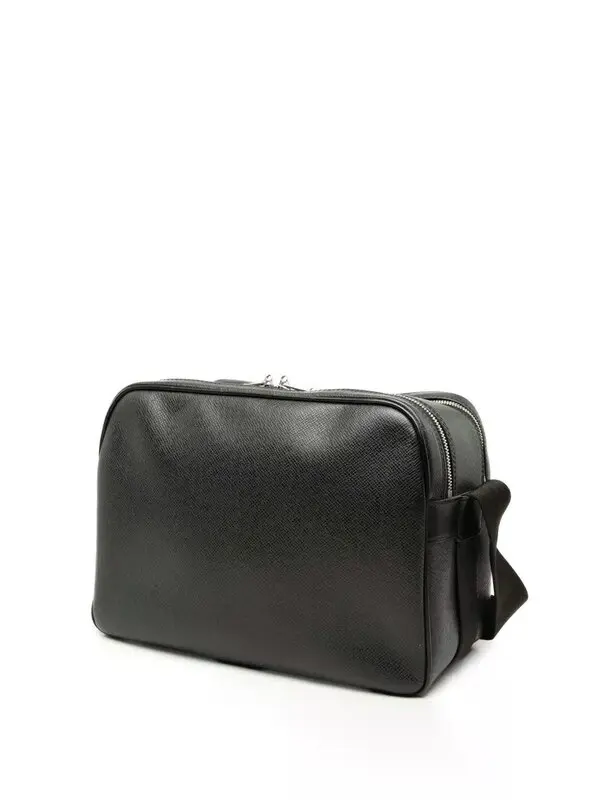 LOUIS VUITTON Taiga Leather Reporter Pm Crossbody Bag - Black