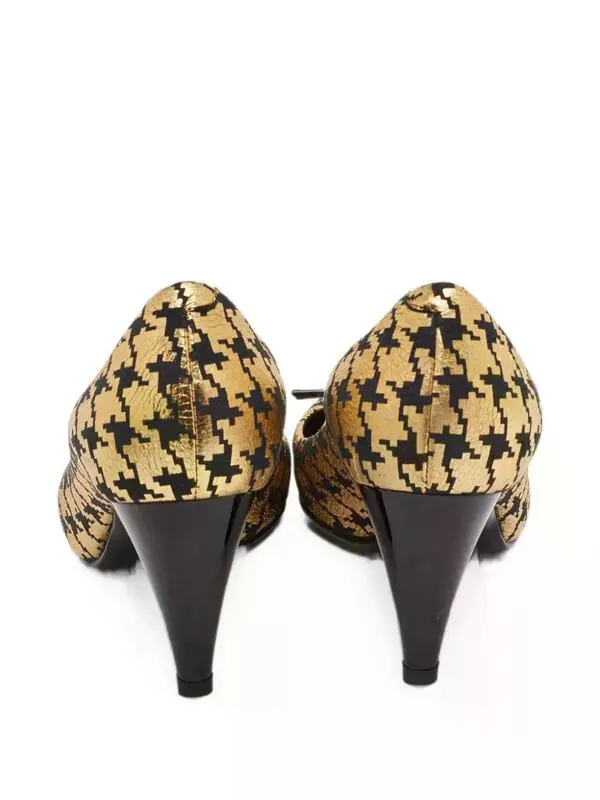 Marc Jacobs Houndstooth Round-toe Pumps
