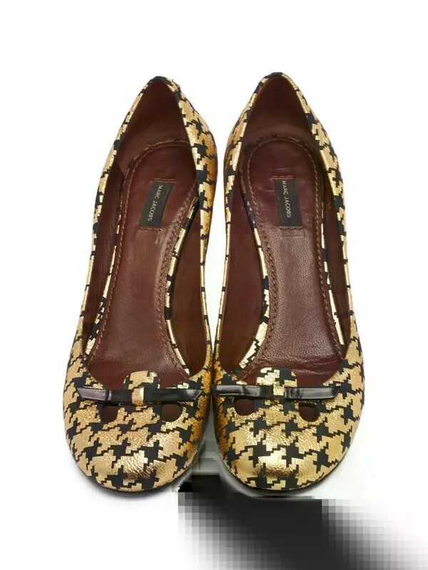Marc Jacobs Houndstooth Pumps