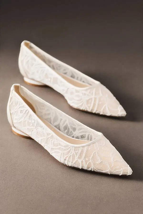 ANNE BARGE Jolie Poted-toe Flats - White