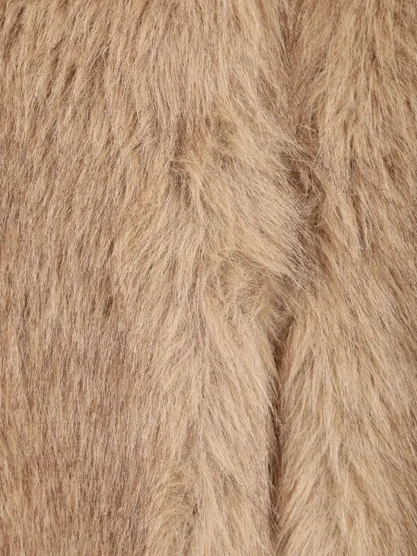 Max Mara Short Fur Coat With Shirt Collar - Cream