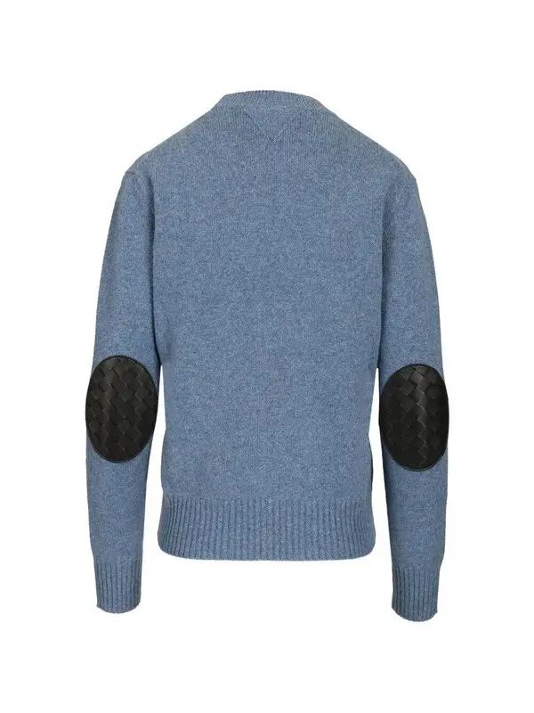 Bottega Veneta Medium Weight Cashmere Sweater With Woven Leather Elbow Patches - Blue