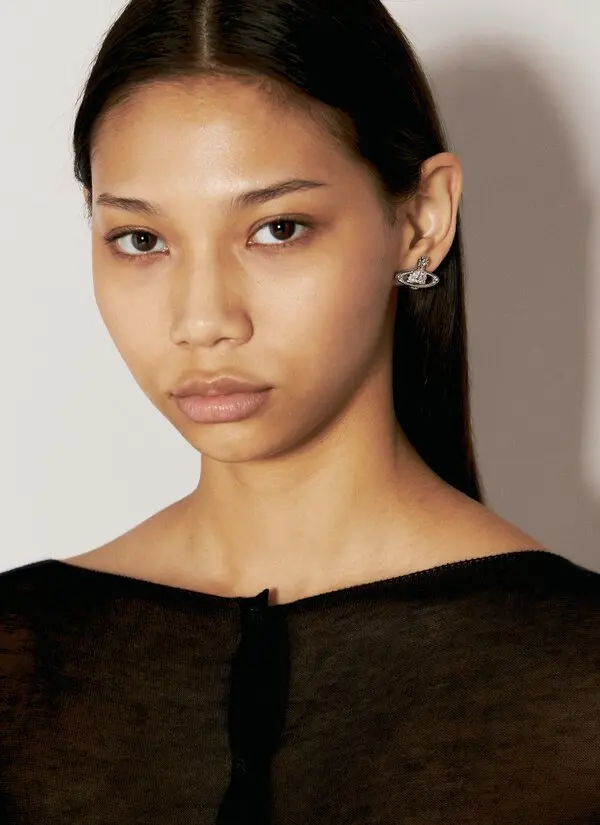 VIVIENNE WESTWOOD Mini Bas Relief Orb Earrings - Silver