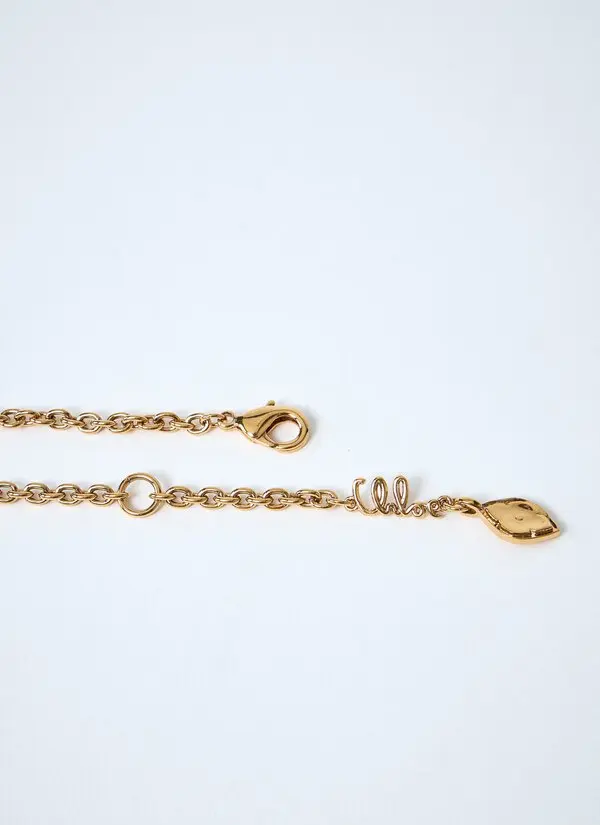 Chloé Pendant Necklace