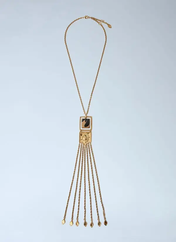 Chloé Pendant Necklace