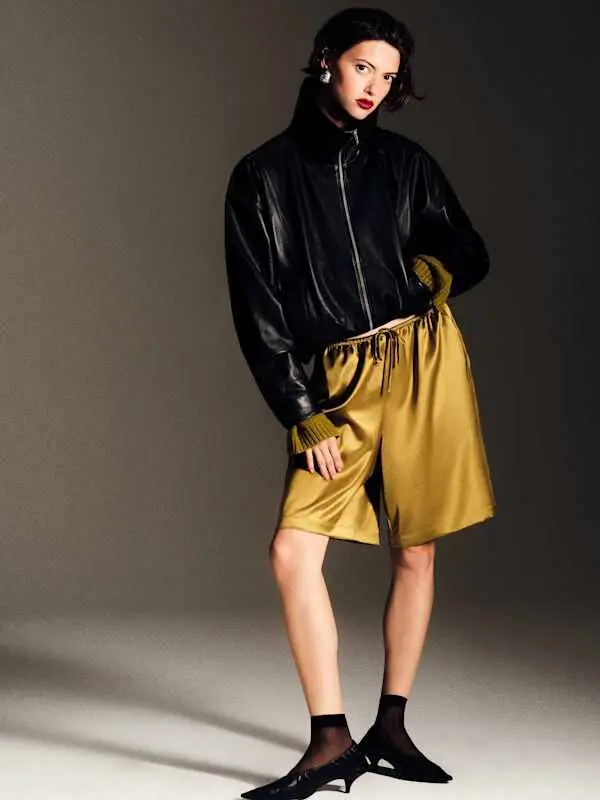 REFORMATION Sandy Satin Short - Yellow