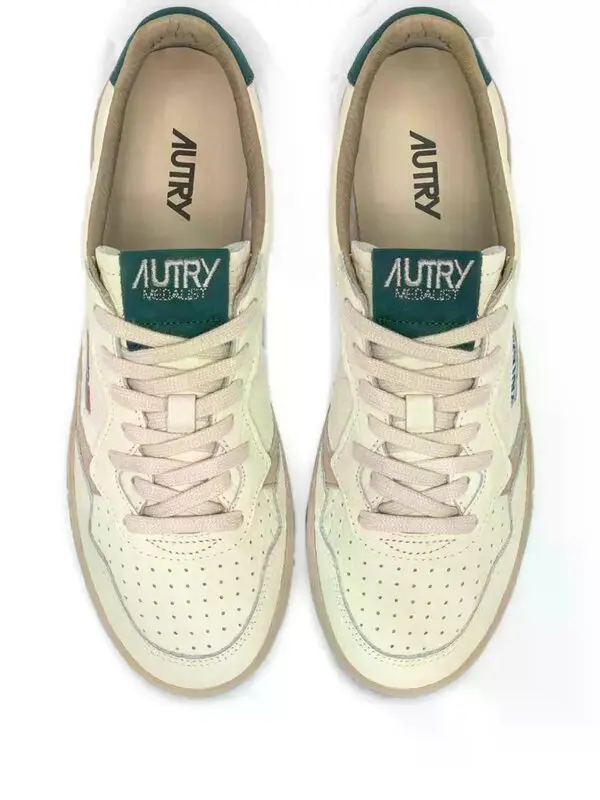 AUTRY Medalist Leather Sneakers - Neutrals