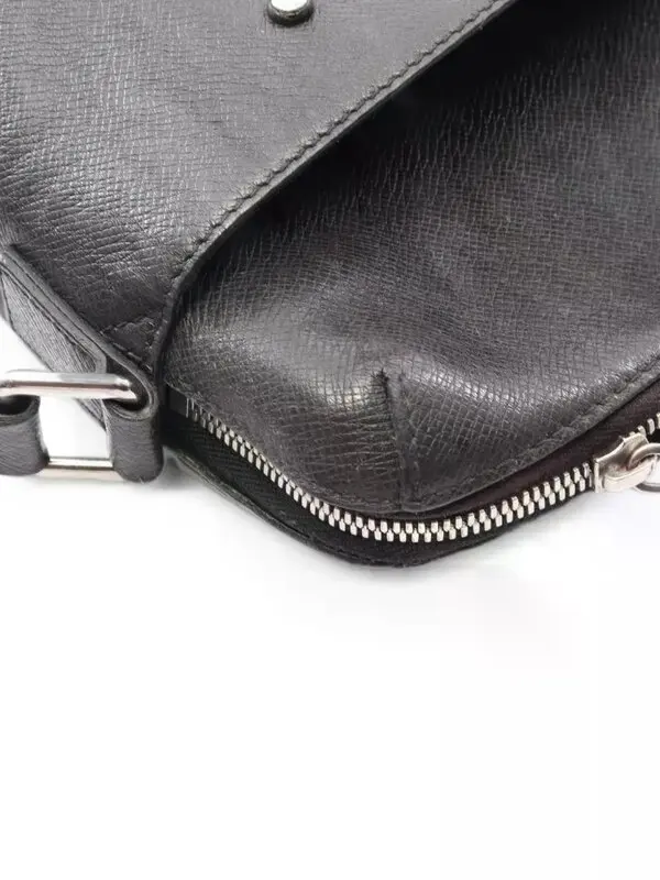 LOUIS VUITTON Grigori Taiga Messenger Bag
