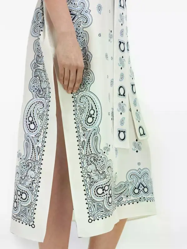 FERRAGAMO Silk Paisley Print Kaftan