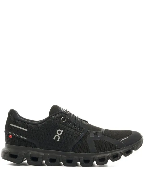 On 6 Sneakers