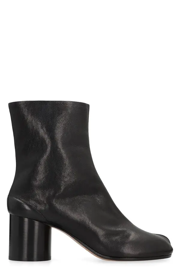 MAISON MARGIELA Tabi Cleft-toe Ankle Boots With Cylindrical Block Heel - Black