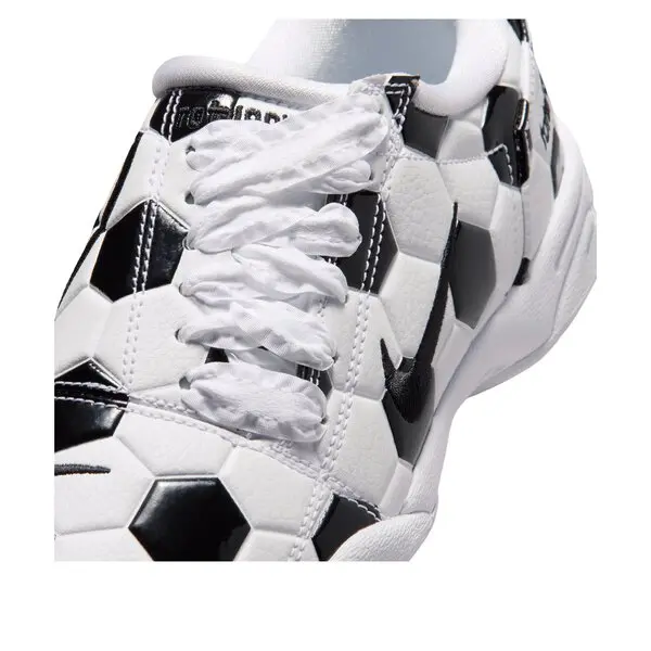 Nike Total 90 Sneakers - White/black