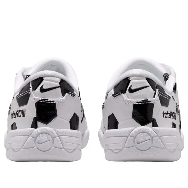 Nike Total 90 Sneakers - White/black