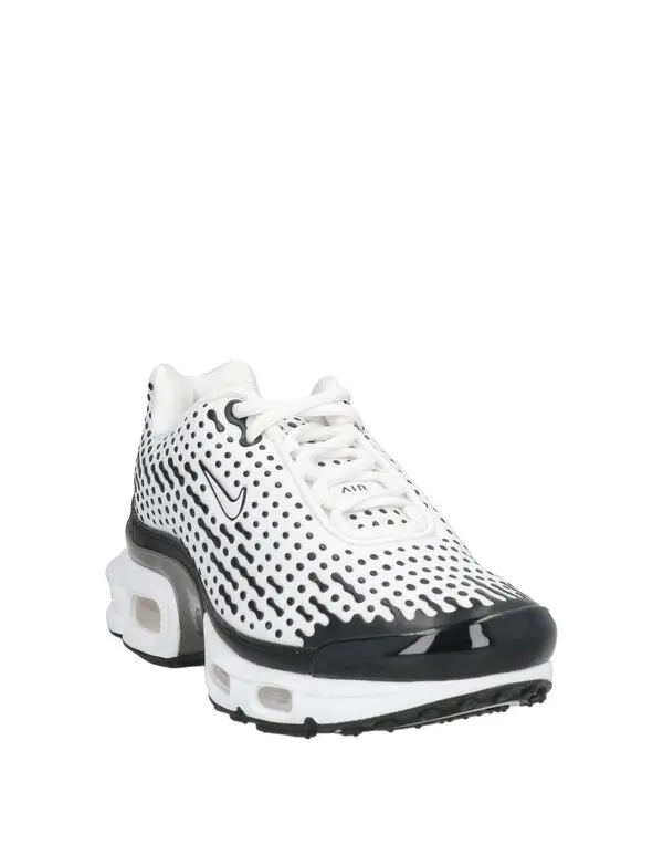 Nike Textile Fibers Sneakers - White