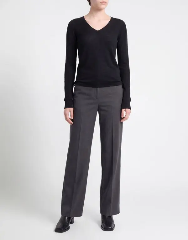 Majestic Filatures Cashmere V-neck Long Sleeve Sweater