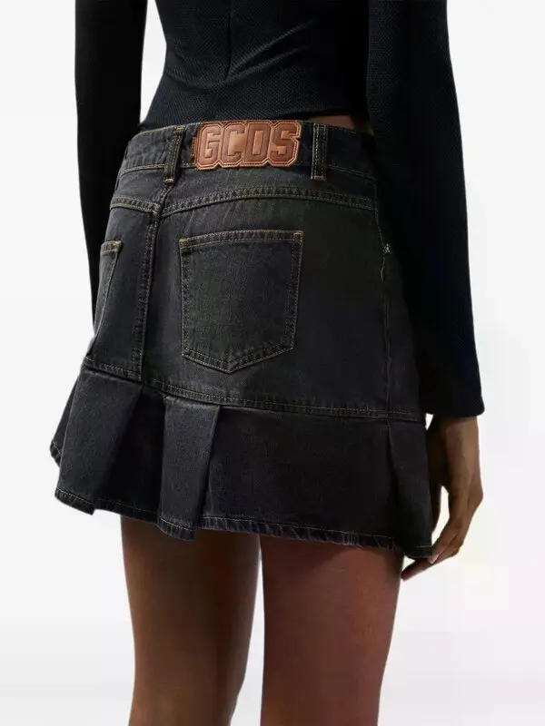 Gcds Pleated Stone-washed Denim Mini Skirt