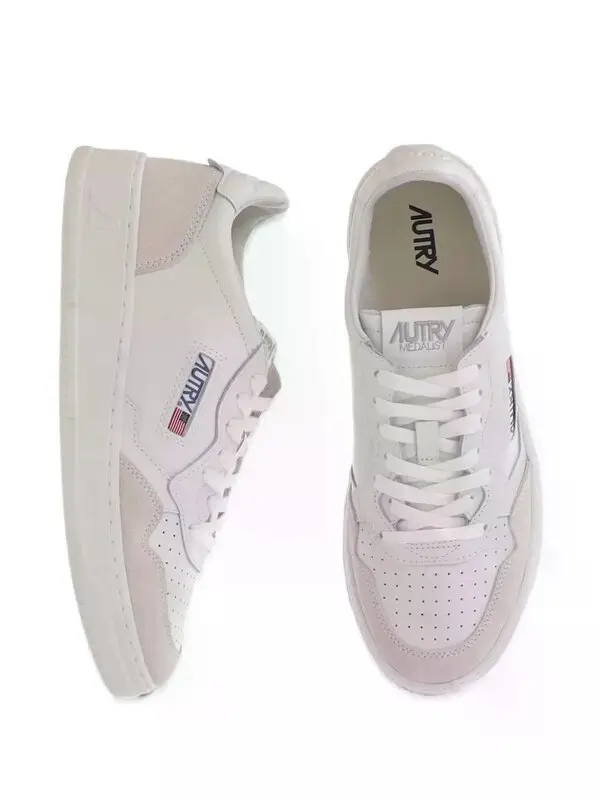 AUTRY Medalist Panelled Low-top Sneakers