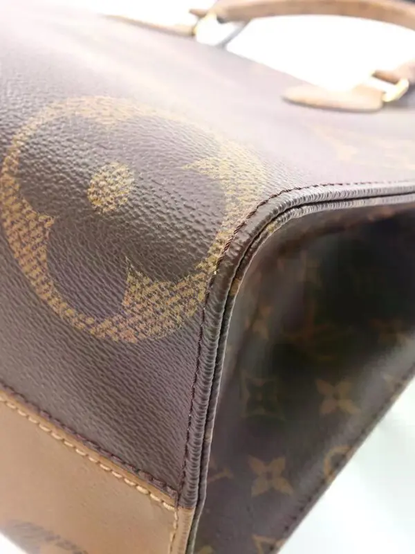 LOUIS VUITTON Monogram Reverse Giant Onthego Mm Satchel - Brown