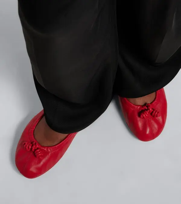 Bottega Veneta Fantasmina Leather Ballet Flats - Red