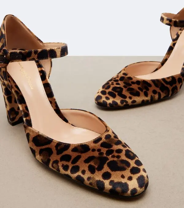 GIANVITO ROSSI Leopard Print Velvet Pumps With Ankle Strap