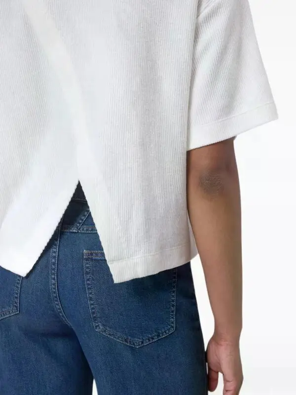 Closed Back-slit Ribbed T-shirt