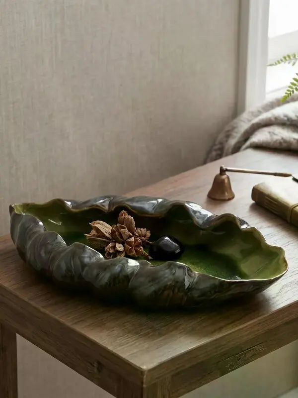 ENZO DE GASPERI Ruffled Leaf-shaped Bowl