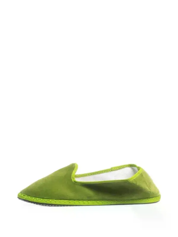 Closed Velvet Slippers