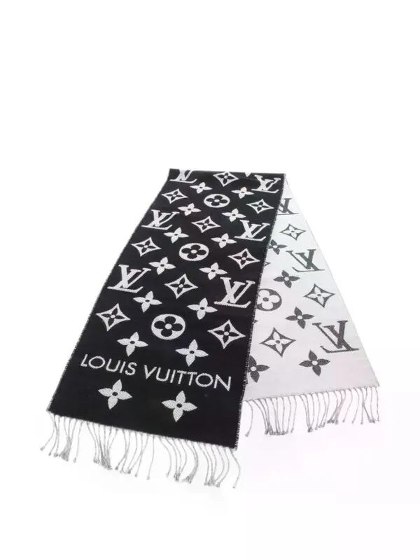 LOUIS VUITTON 2010s Monogram Essential Scarf