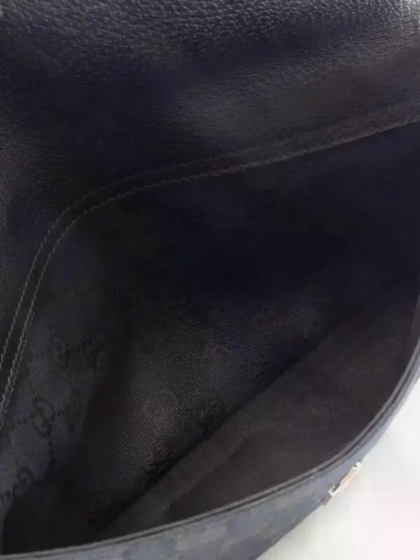 Gucci Gg Canvas Shoulder Bag
