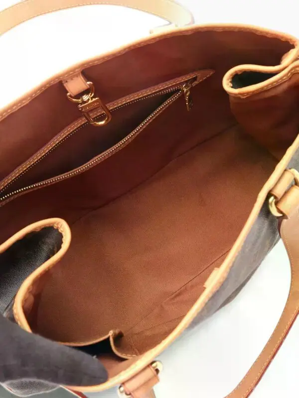 LOUIS VUITTON 2010 Batignolles Horizontal Shoulder Bag