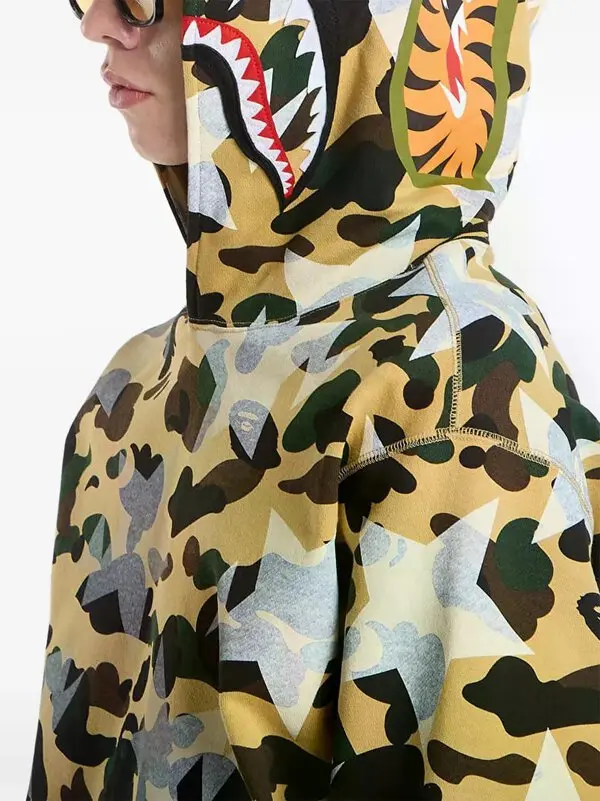 A BATHING APE Sta Camo Shark Hoodie
