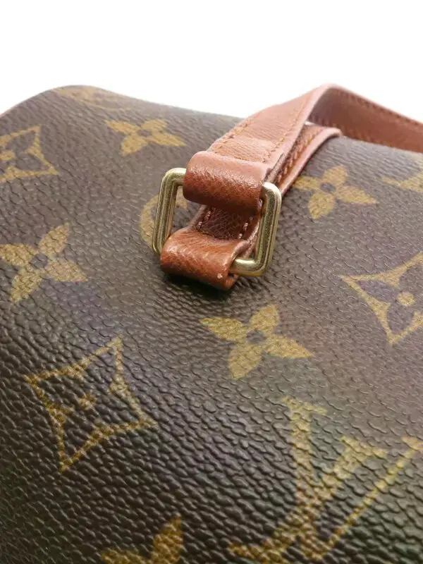 LOUIS VUITTON 1997 Monogram Papillon 26 Handbag