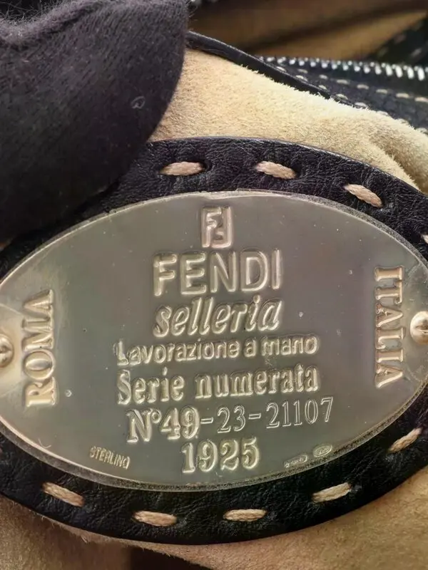Fendi 2000-2026 Selleria Handbag