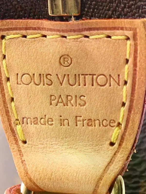 LOUIS VUITTON 2003 Monogram Pochette Accessoires Shoulder Bag