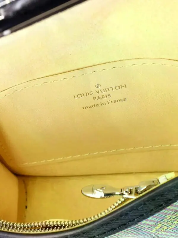 LOUIS VUITTON Dauphine Bb Belt Bag - Blue