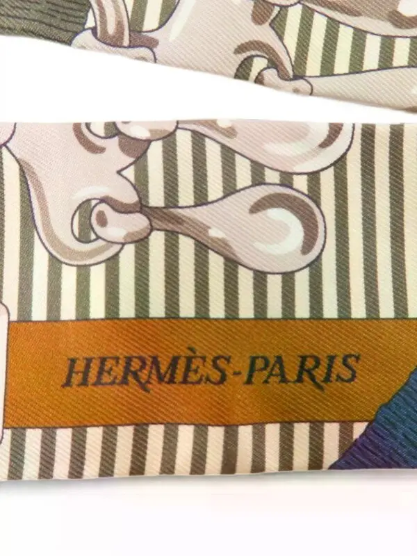 Hermès Mors À Jouets Chemise Twilly Scarf