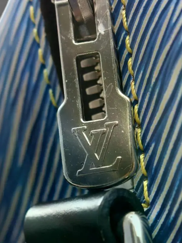 LOUIS VUITTON Epi Denim Speedy Bandoulière Tote Bag - Blue
