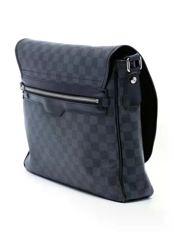 LOUIS VUITTON Damier Graphite Daniel Mm Crossbody Bag