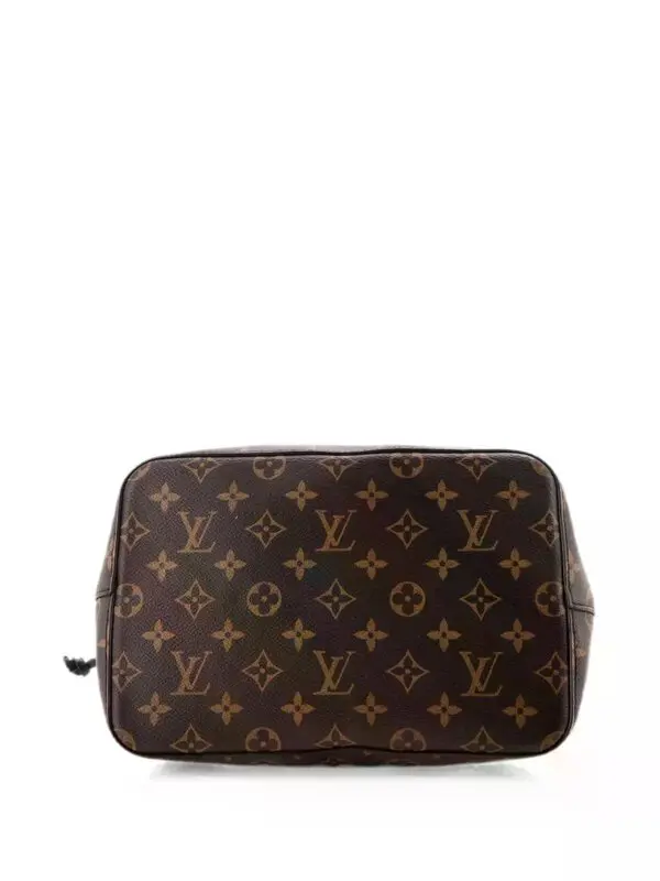 LOUIS VUITTON Monogram Canvas Neonoe Handbag - Brown
