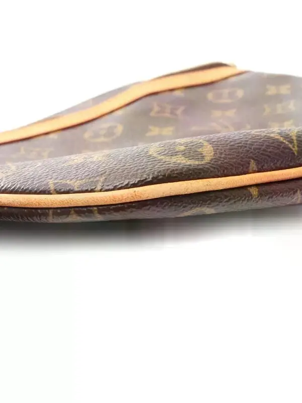 LOUIS VUITTON 2005 Monogram Pochette Bosphore Shoulder Bag - Brown