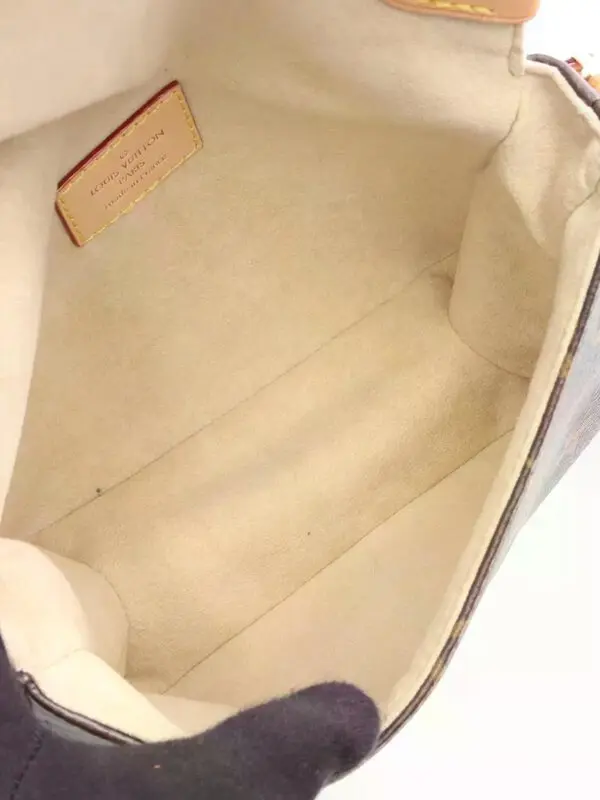 LOUIS VUITTON 2000-2026 Monogram Saumur Bb Satchel
