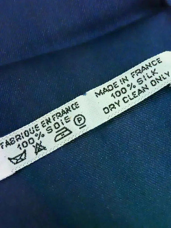 Hermès 1980-2010 Memoire D Silk Scarf 90 Scarves