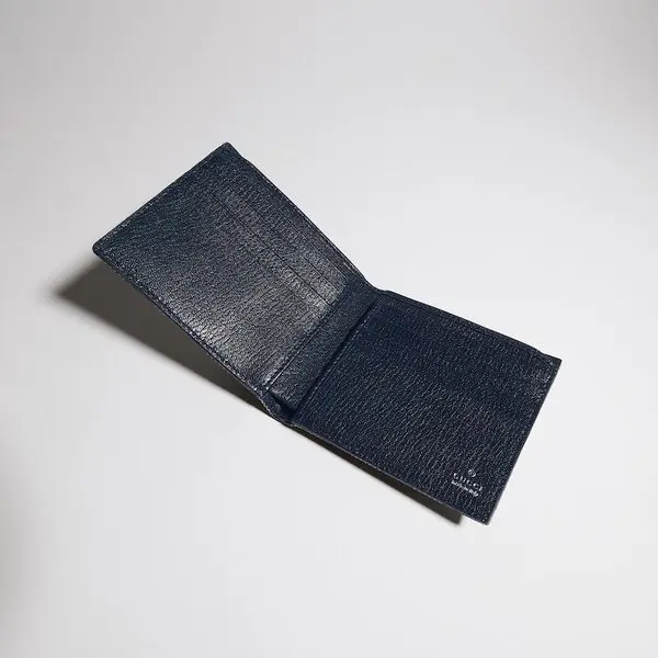 Gucci Essence Classic Bi-fold Wallet Leather