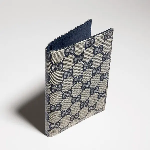 Gucci Essence Classic Passport Case Leather - Blue