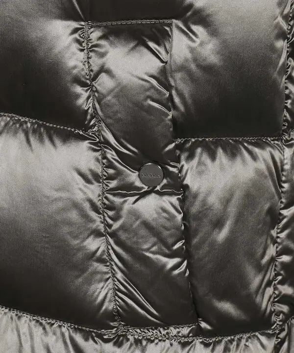 Max Mara High-neck Quilted Gilet