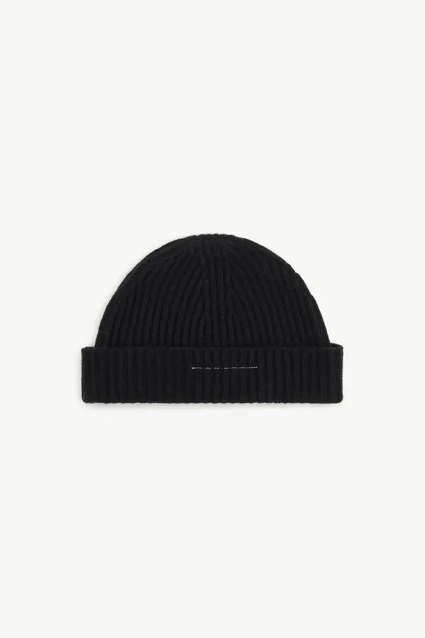 MAISON MARGIELA Ribbed Logo-patch Beanie