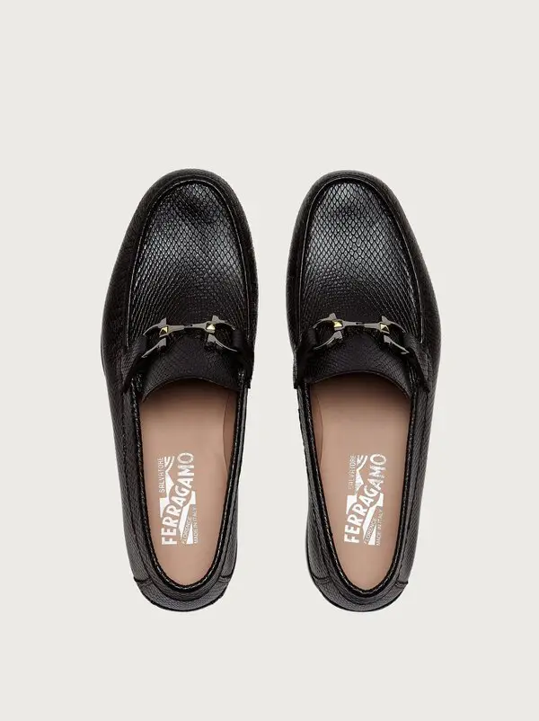 FERRAGAMO Studded Business Casual Shoes