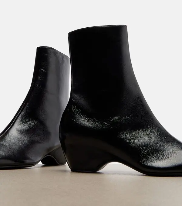 Khaite Pointed-toe Leather Ankle Boots